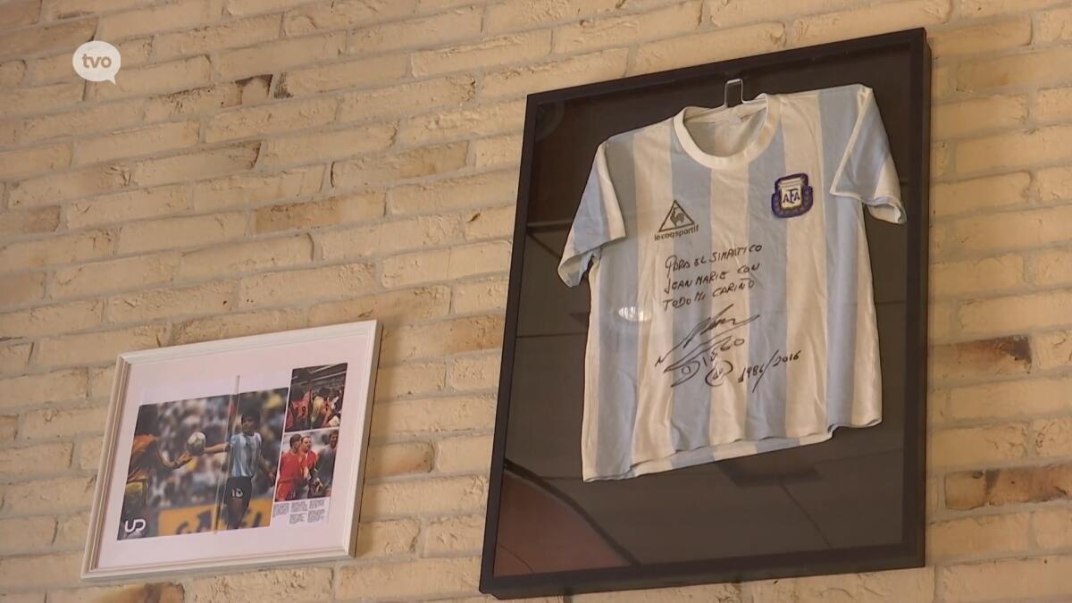 Voetbalspullen van Pfaff leveren een half miljoen euro op | TV OOST